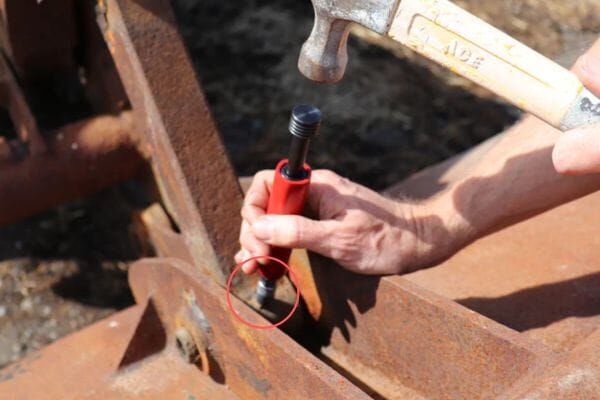 Clogged Grease Fitting: Common Causes and Easy Solutions